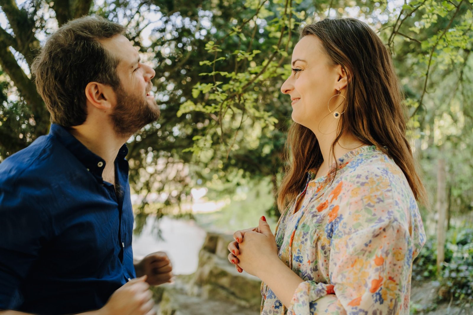 Une séance engagement aux Buttes de Chaumont - JUSTINEHPHOTOGRAPHY
